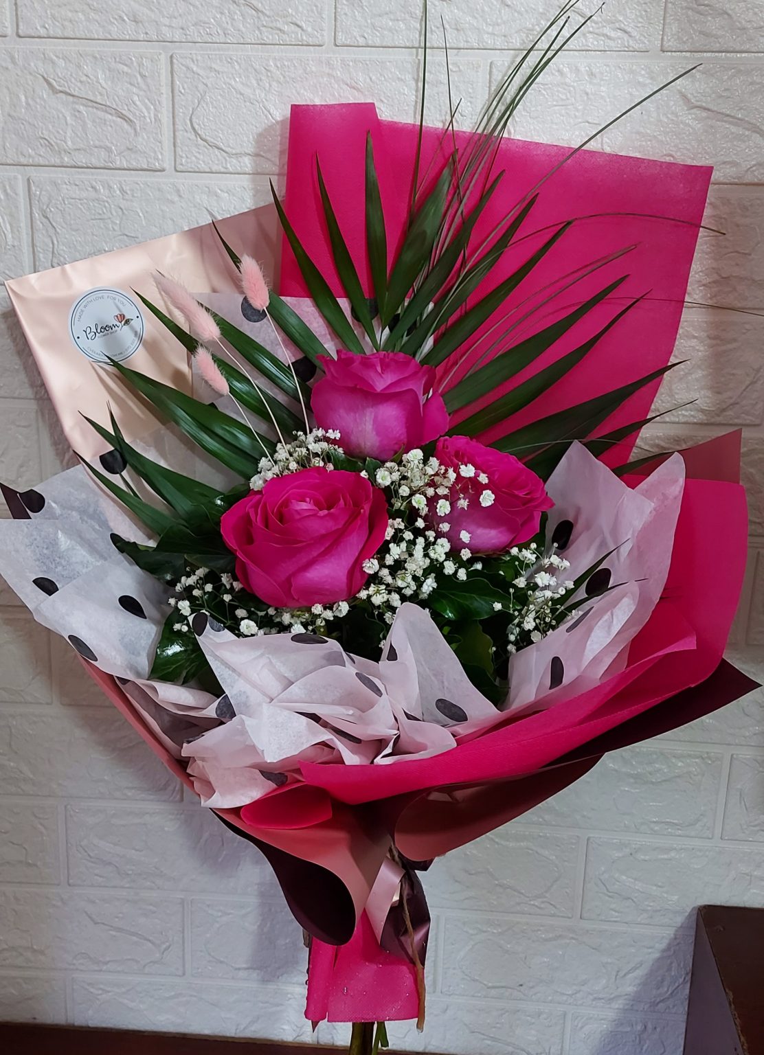 3 Roses Bouquet - Cvekara Bloom